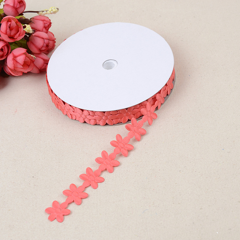 Wholesale new style embossed cute flower webbing